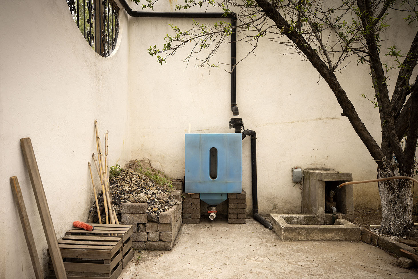 Women and Water: Bearing the Burdens of Water Scarcity - Isla Urbana USA